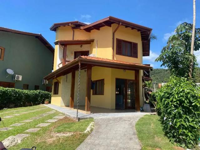 Casa / Sobrado para Venda em Ubatuba/SP Horto Florestal 3 Quartos