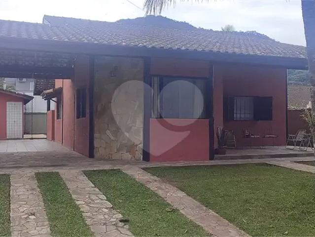 Casa / Sobrado para Venda em Ubatuba/SP Horto Florestal 3 Quartos