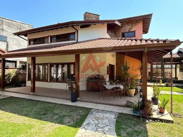 Casa / Sobrado para Venda em Ubatuba/SP Horto Florestal 3 Quartos