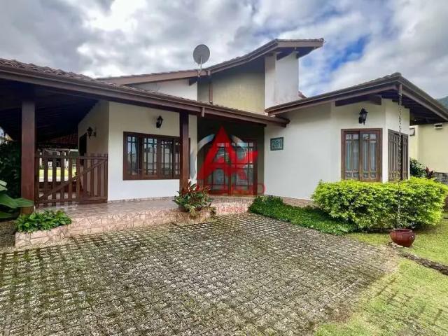 Casa / Sobrado para Venda em Ubatuba/SP Horto Florestal 4 Quartos