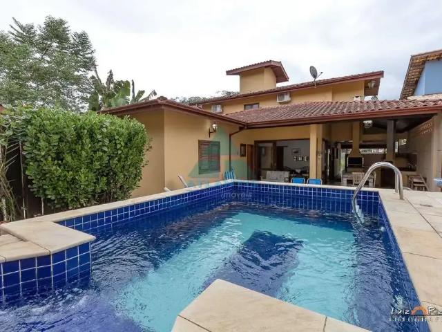 Casa / Sobrado para Venda em Ubatuba/SP Horto Florestal 4 Quartos