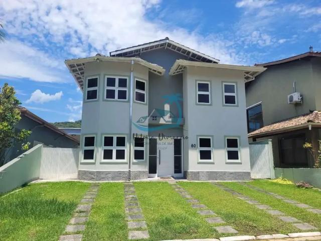 Casa / Sobrado para Venda em Ubatuba/SP Horto Florestal 4 Quartos