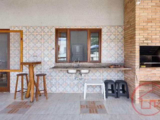 Casa / Sobrado para Venda em Ubatuba/SP Horto Florestal 4 Quartos