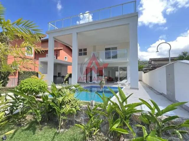 Casa / Sobrado para Venda em Ubatuba/SP Horto Florestal 4 Quartos