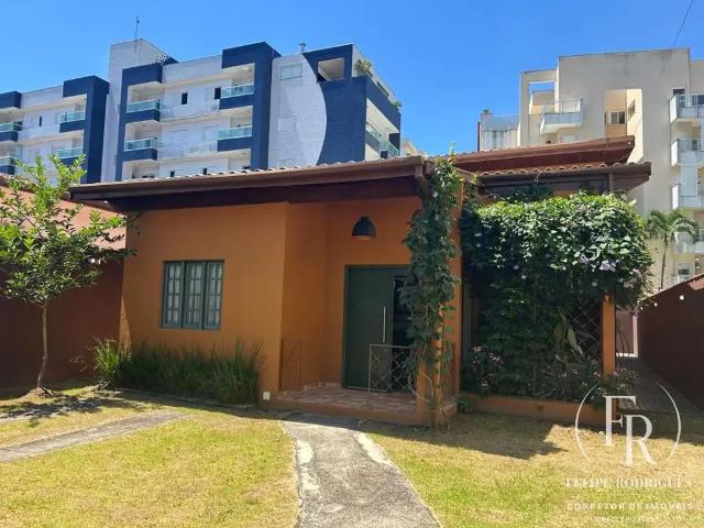 Casa / Sobrado para Venda em Ubatuba/SP Itaguá 2 Quartos