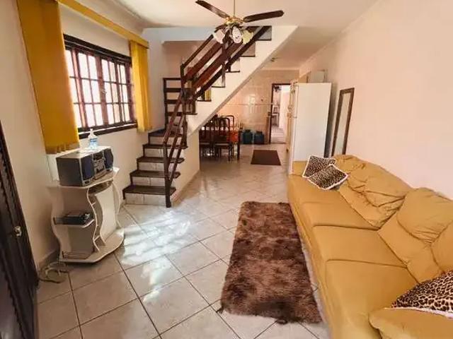 Casa / Sobrado para Venda em Ubatuba/SP Itaguá 3 Quartos