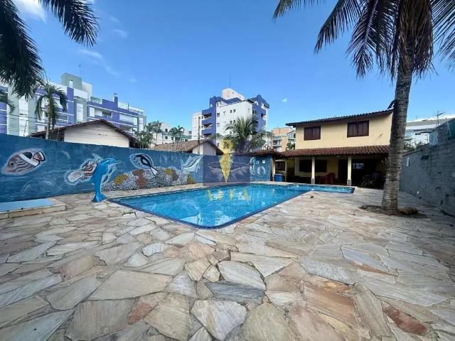 Casa / Sobrado para Venda em Ubatuba/SP Itaguá 3 Quartos