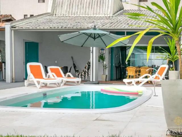 Casa / Sobrado para Venda em Ubatuba/SP Itaguá 3 Quartos