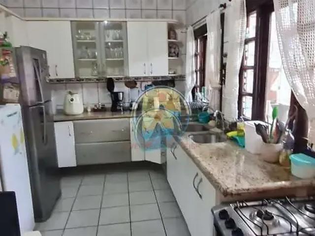 Casa / Sobrado para Venda em Ubatuba/SP Itaguá 3 Quartos