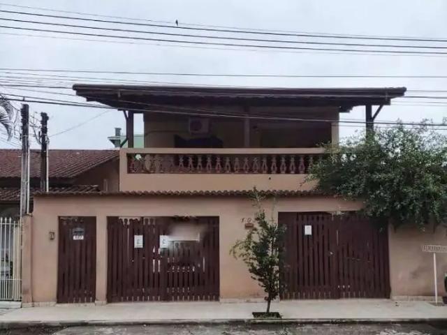 Casa / Sobrado para Venda em Ubatuba/SP Itaguá 4 Quartos