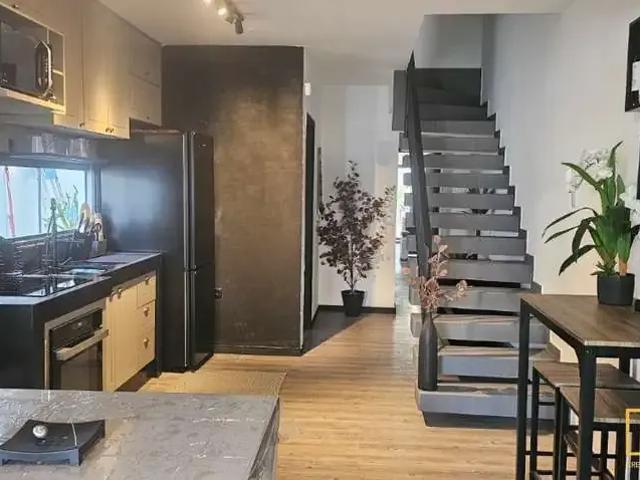 Casa / Sobrado para Venda em Ubatuba/SP Itaguá 4 Quartos