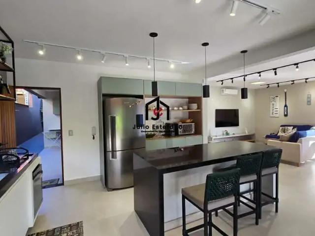 Casa / Sobrado para Venda em Ubatuba/SP Itaguá 5 Quartos