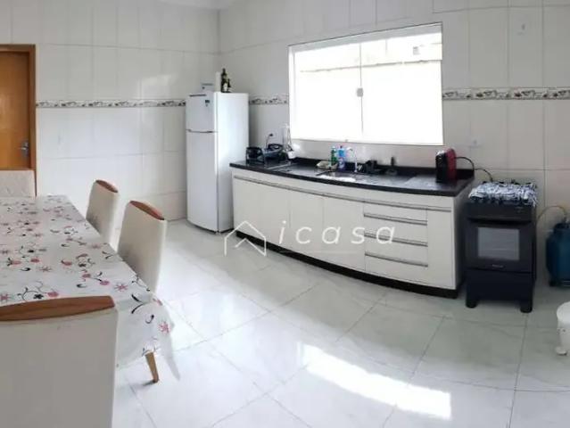 Casa / Sobrado para Venda em Ubatuba/SP Itaguá 5 Quartos