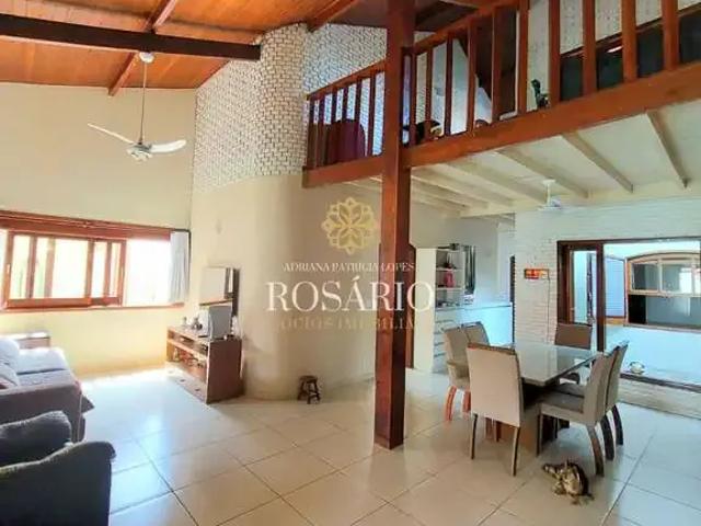 Casa / Sobrado para Venda em Ubatuba/SP Itaguá 5 Quartos