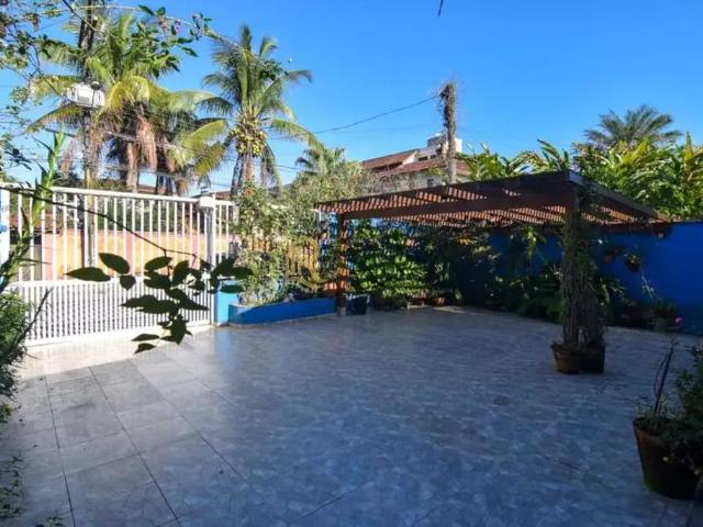 Casa / Sobrado para Venda em Ubatuba/SP Itaguá 7 Quartos