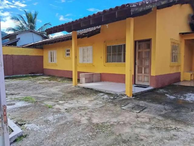 Casa / Sobrado para Venda em Ubatuba/SP Jardim Carolina 3 Quartos