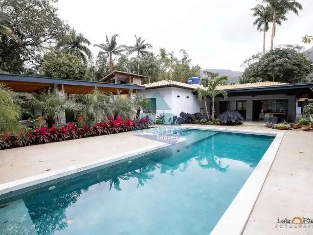 Casa / Sobrado para Venda em Ubatuba/SP Jardim Pedra Verde 5 Quartos