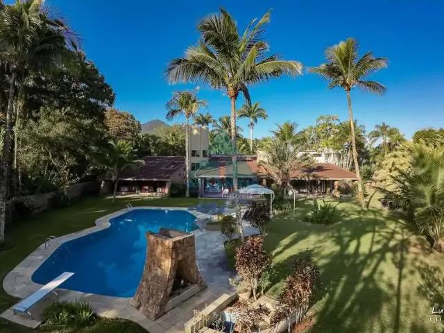 Casa / Sobrado para Venda em Ubatuba/SP Jardim Pedra Verde 5 Quartos