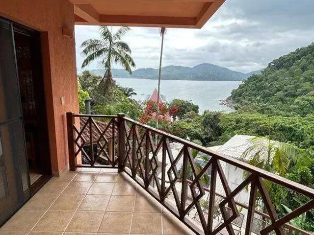 Casa / Sobrado para Venda em Ubatuba/SP Jardim Pedra Verde 5 Quartos