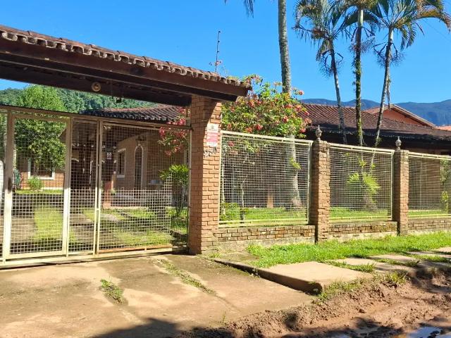 Casa / Sobrado para Venda em Ubatuba/SP Maranduba 2 Quartos