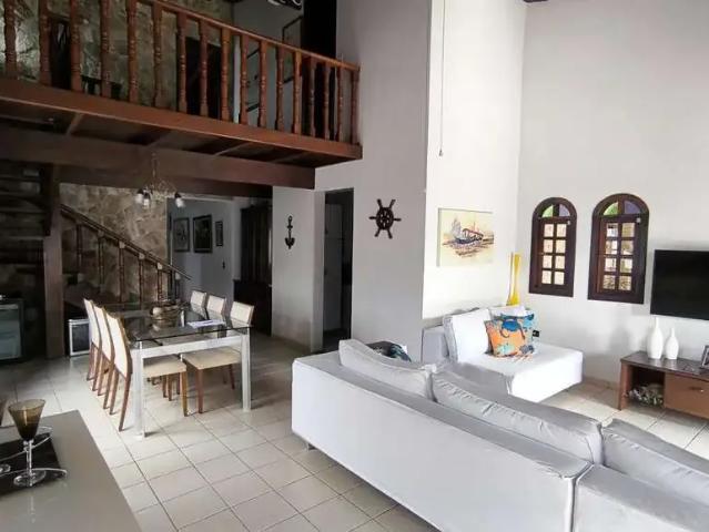 Casa / Sobrado para Venda em Ubatuba/SP Maranduba 5 Quartos