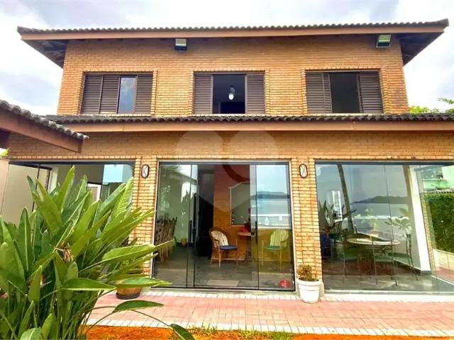 Casa / Sobrado para Venda em Ubatuba/SP Maranduba 6 Quartos