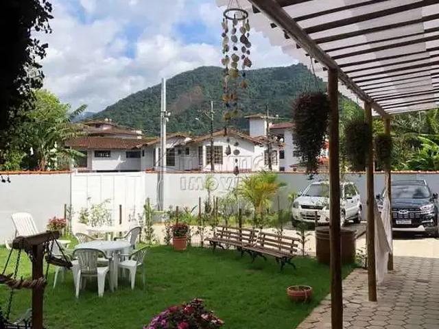 Casa / Sobrado para Venda em Ubatuba/SP Saco da Ribeira 12 Quartos