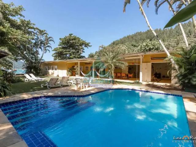 Casa / Sobrado para Venda em Ubatuba/SP Saco da Ribeira 5 Quartos