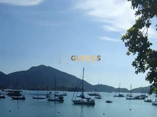 Casa / Sobrado para Venda em Ubatuba/SP Saco da Ribeira 8 Quartos