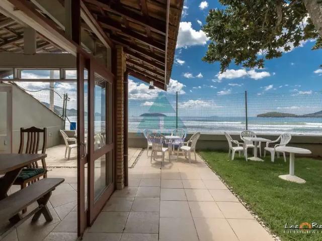 Casa / Sobrado para Venda em Ubatuba/SP Sapé 4 Quartos