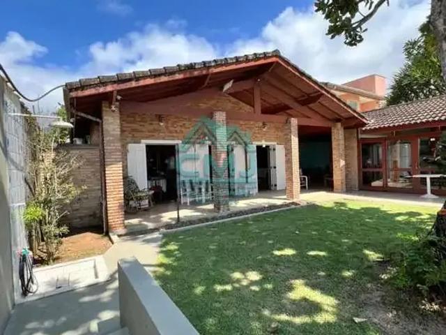 Casa / Sobrado para Venda em Ubatuba/SP Sapé 4 Quartos