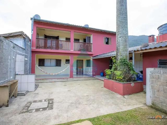 Casa / Sobrado para Venda em Ubatuba/SP Sapé 4 Quartos