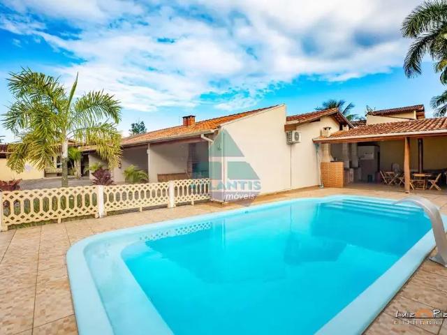 Casa / Sobrado para Venda em Ubatuba/SP Sapé 13 Quartos