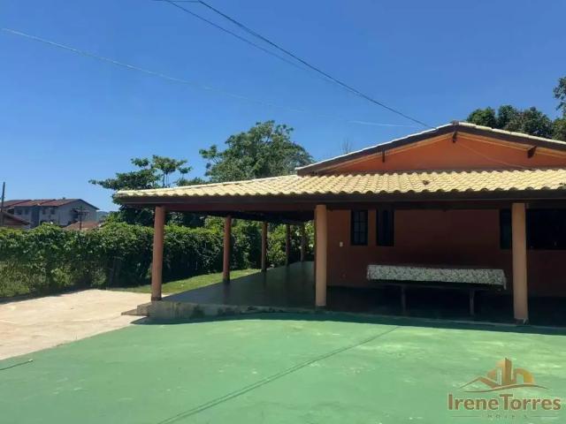 Casa / Sobrado para Venda em Ubatuba/SP Sapé 2 Quartos