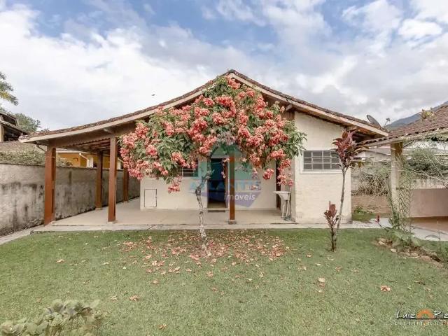 Casa / Sobrado para Venda em Ubatuba/SP Sertão da Quina 3 Quartos