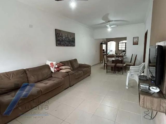 Casa / Sobrado para Venda em Ubatuba/SP Silop 3 Quartos