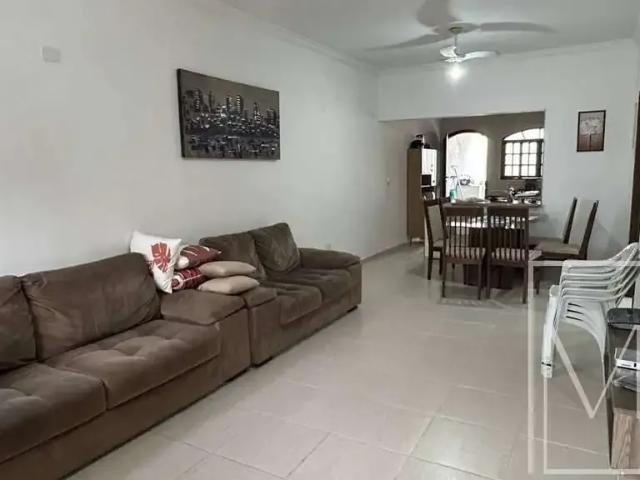 Casa / Sobrado para Venda em Ubatuba/SP Silop 3 Quartos