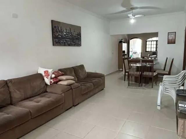 Casa / Sobrado para Venda em Ubatuba/SP Silop 3 Quartos