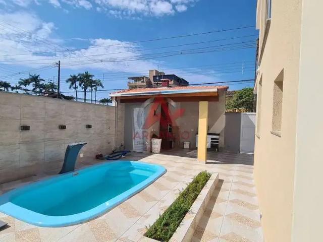 Casa / Sobrado para Venda em Ubatuba/SP Silop 3 Quartos