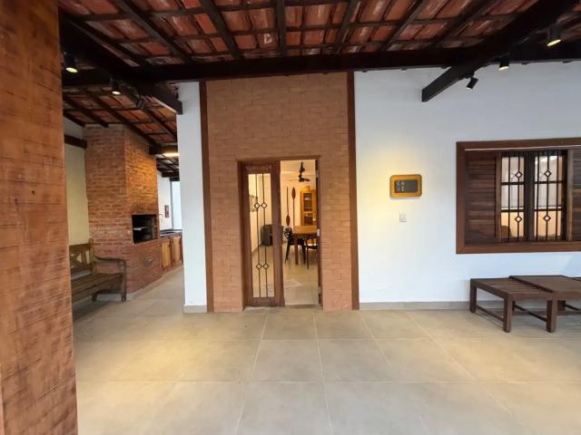 Casa / Sobrado para Venda em Ubatuba/SP Parque Vivamar 3 Quartos