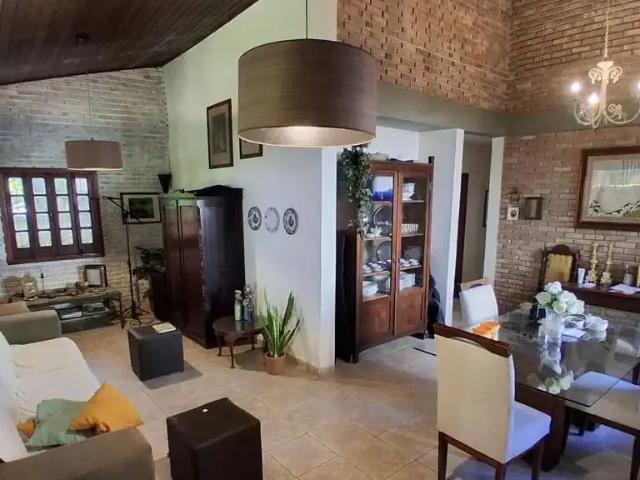 Casa / Sobrado para Venda em Ubatuba/SP Parque Vivamar 3 Quartos