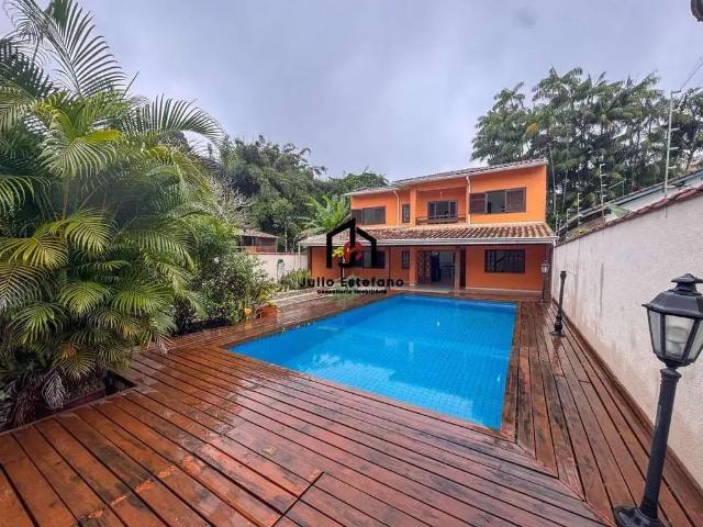 Casa / Sobrado para Venda em Ubatuba/SP Parque Vivamar 4 Quartos