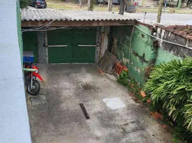 Casa / Sobrado para Venda em Ubatuba/SP Perequê Açu 3 Quartos