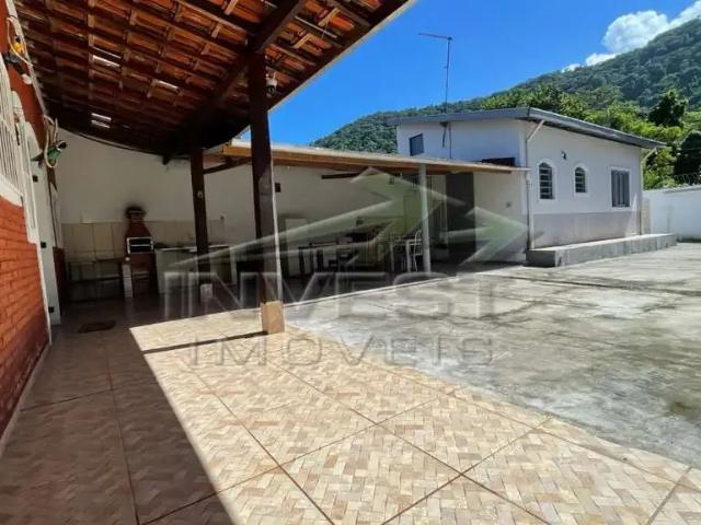 Casa / Sobrado para Venda em Ubatuba/SP Perequê Açu 3 Quartos