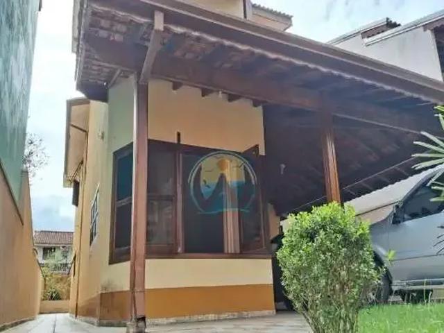Casa / Sobrado para Venda em Ubatuba/SP Perequê Açu 3 Quartos