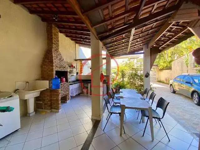 Casa / Sobrado para Venda em Ubatuba/SP Perequê Açu 3 Quartos