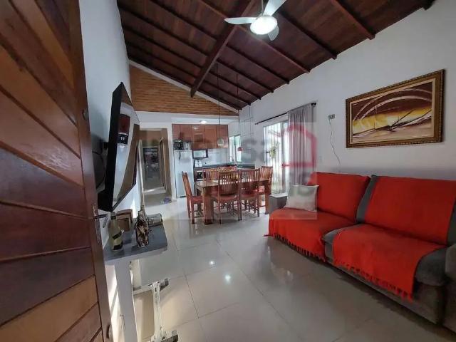Casa / Sobrado para Venda em Ubatuba/SP Perequê Açu 2 Quartos