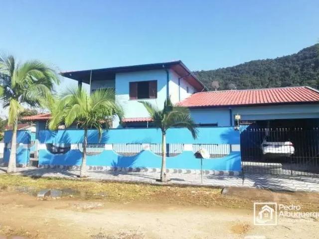 Casa / Sobrado para Venda em Ubatuba/SP Perequê Açu 7 Quartos