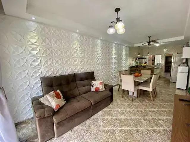 Casa / Sobrado para Venda em Ubatuba/SP Perequê Açu 5 Quartos