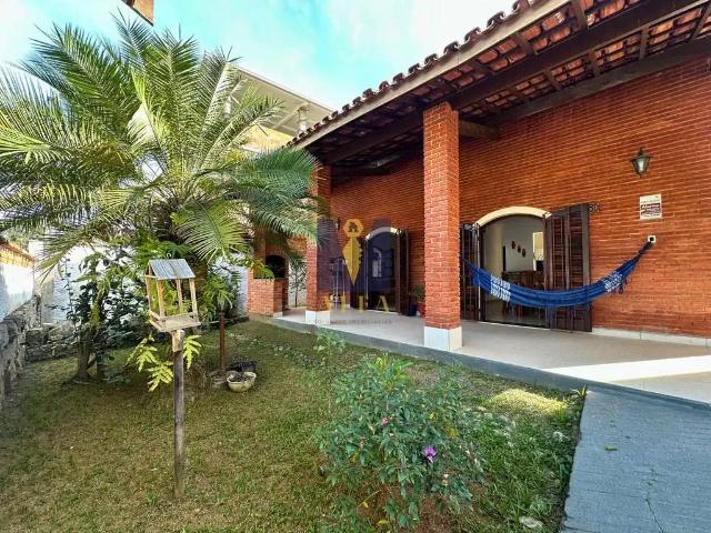 Casa / Sobrado para Venda em Ubatuba/SP Pereque Mirim 3 Quartos